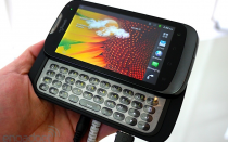 Hands-On Video With T-Mobile's Next QWERTY myTouch Device From Huawei ...
