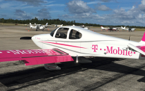 John Legere will use T-Mobile airplane to skywrite a message above ...